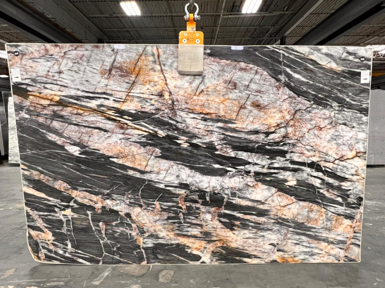 MIDNIGHT CRYSTAL - QUARTZITE - Reliance Surfaces