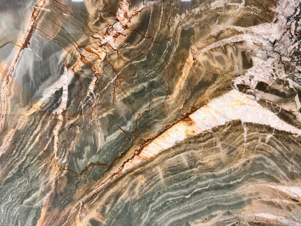 BOTANIC CRYSTAL - QUARTZITE